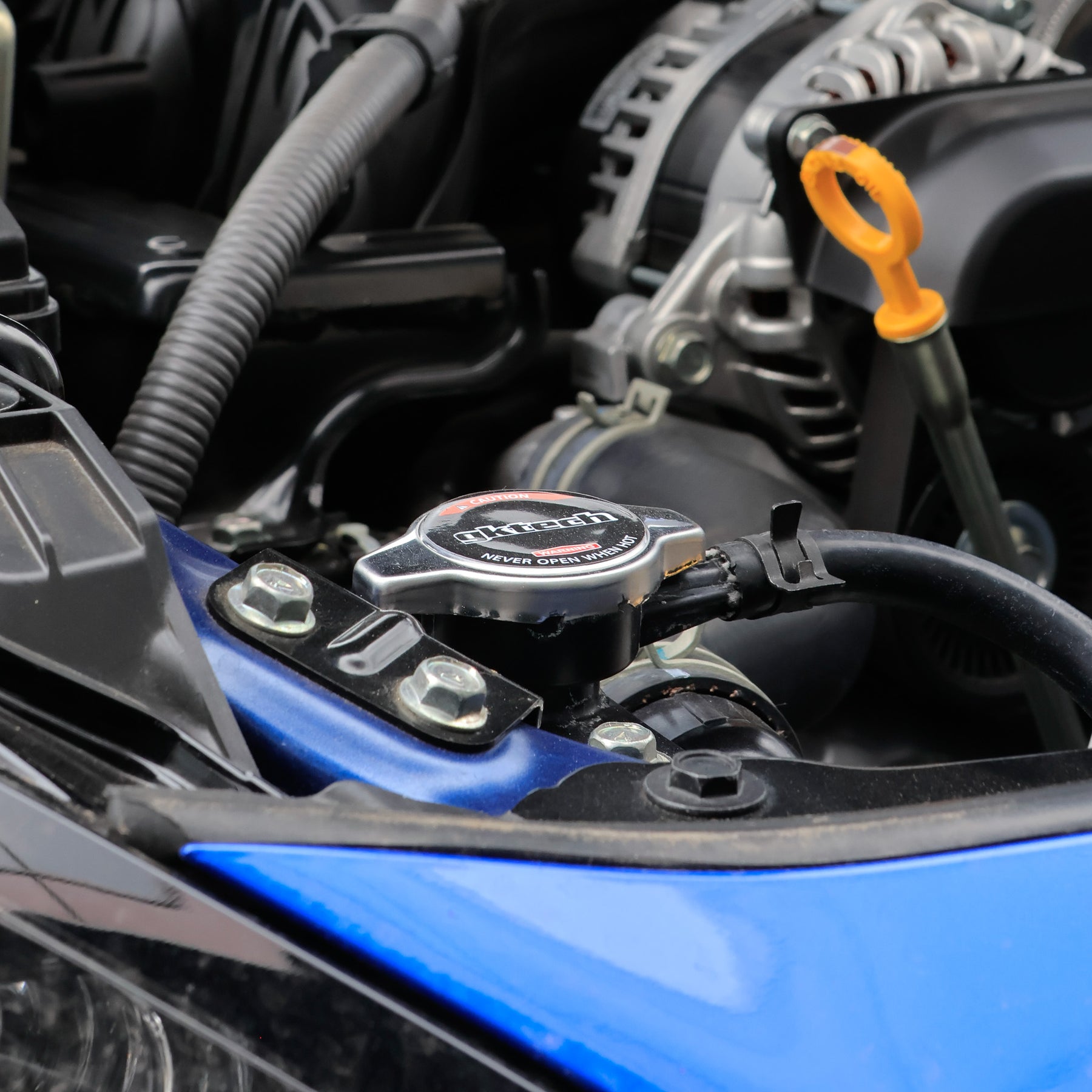 FR-S / GR86 / BRZ Bolt on coolant swirl pot setup